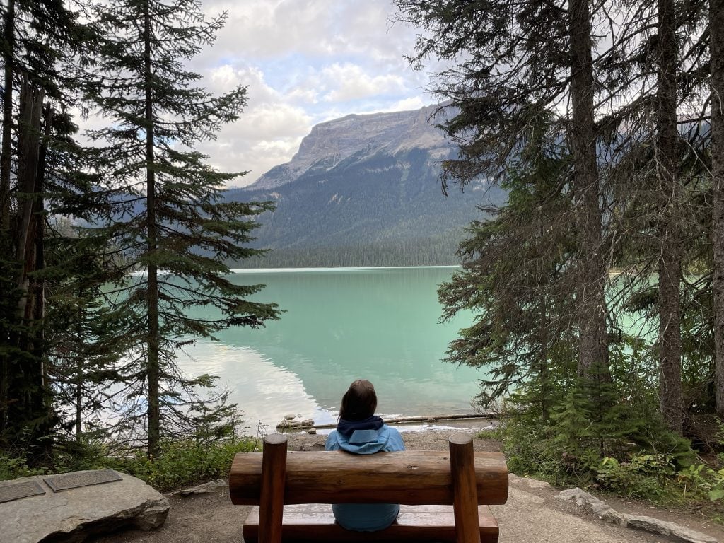 Emerald Lake: The Ultimate Guide to Visiting this Unforgettable Spot