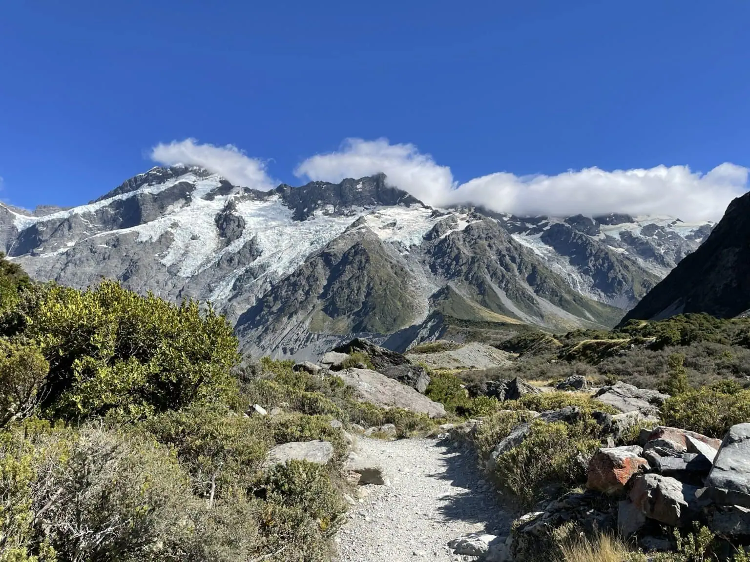 Hooker Valley Track: New Zealand's Most Breathtaking Day Hike