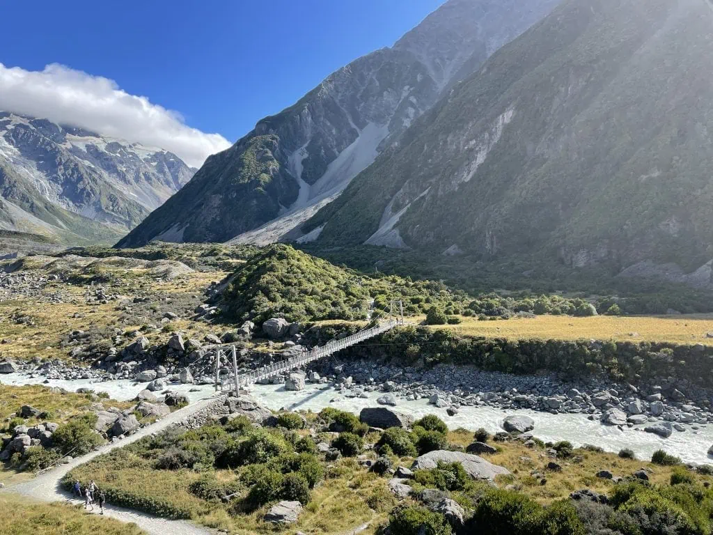 Hooker Valley Track: New Zealand's Most Breathtaking Day Hike