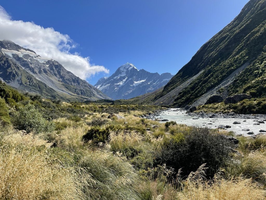 Hooker Valley Track: New Zealand's Most Breathtaking Day Hike
